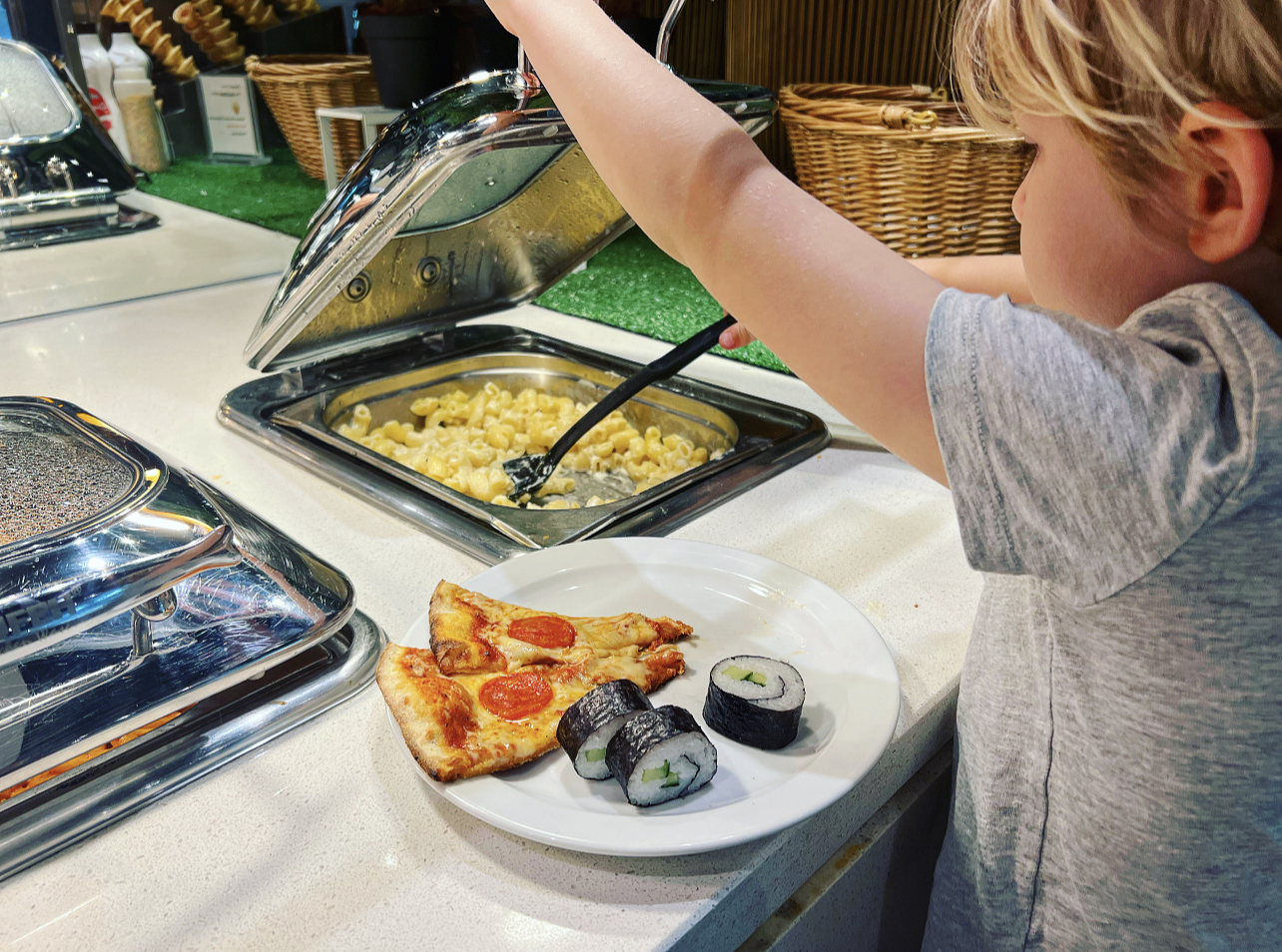 Cosmo World Buffet: Easy Family Dining - Glasgow With Kids